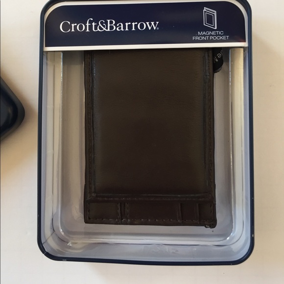 croft & barrow | Accessories | Nwt Brown Vegan Leather Magnetic Front ...