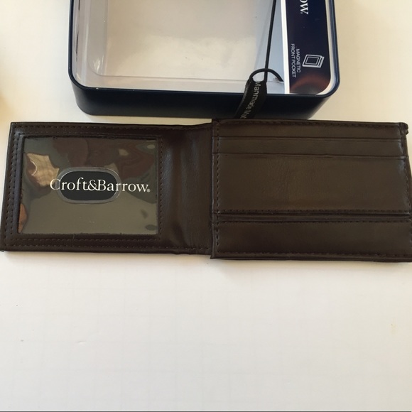 croft & barrow | Accessories | Nwt Brown Vegan Leather Magnetic Front ...