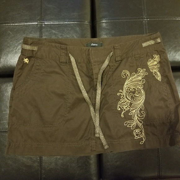 Express | Skirts | Nwt Express Mini Skirt Wgold Accents | Poshmark