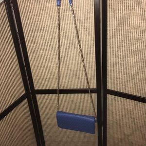 Stuart Weitzman | Bags | Nwt Stuart Weitzman Chain Wallet Crossbody ...