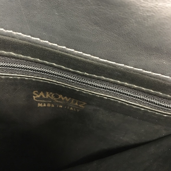 Sakowitz | Bags | Sakowitz Grey Leather Crossbody Purse | Poshmark