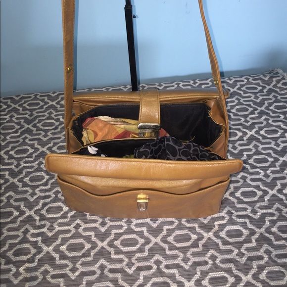Bags | Vintage Camel Handbag W Adjustable Straps | Poshmark