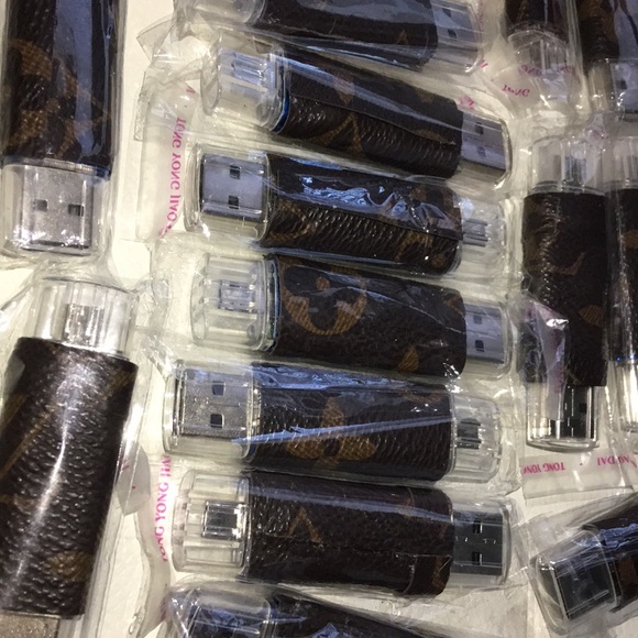 Accessories | Custom Junk Drives | Poshmark