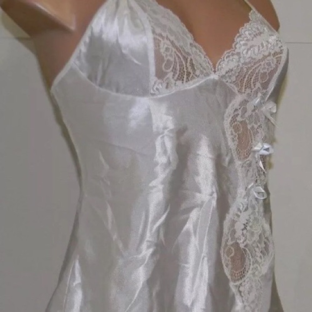 Fredrick’s Of Hollywood White Satin Lace Strappy Ling… - Gem