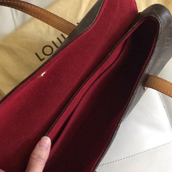Louis Vuitton | Bags | Authentic Lv Handbag In Really Good Condition ...