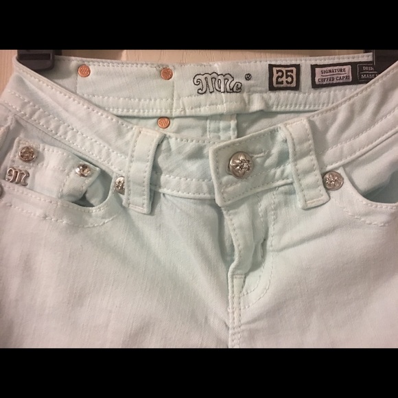 Miss Me | Jeans | Miss Me Capris Size 25 | Poshmark