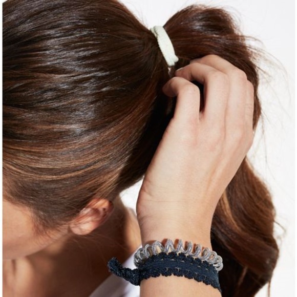 CALIA by Carrie Underwood | Accessories | Calia Hair Essentials Kit ...