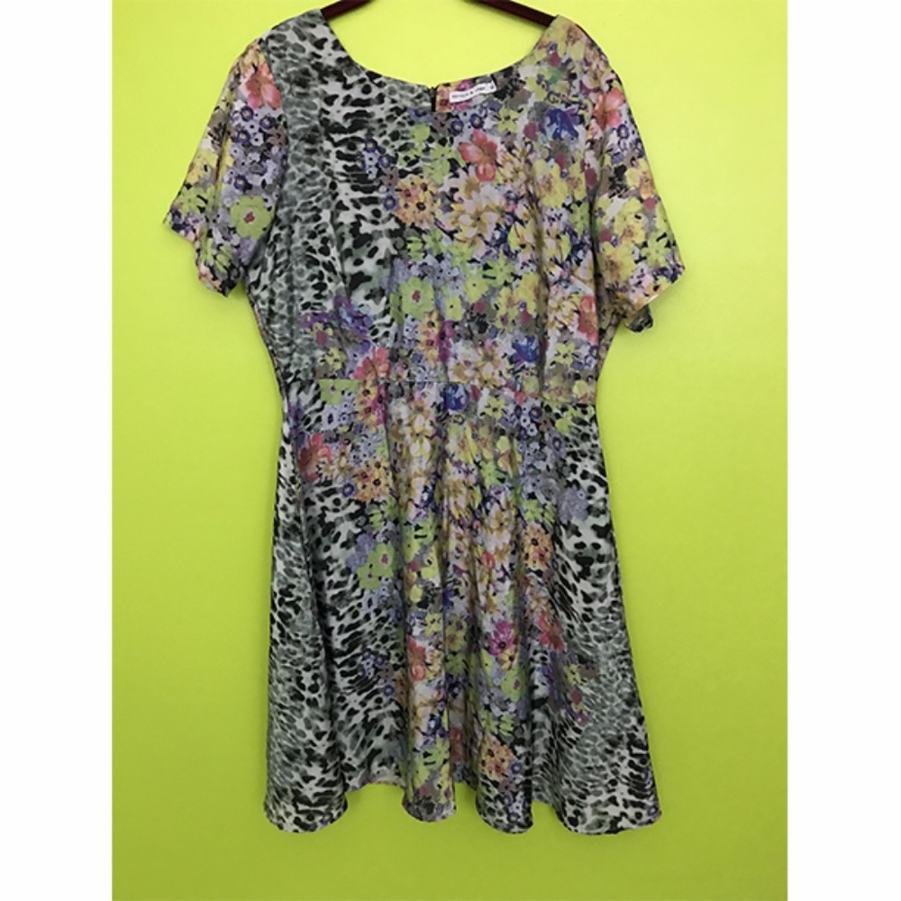 Spruce And Sage Skater Fit And Flare Floral Dress 12 Gem