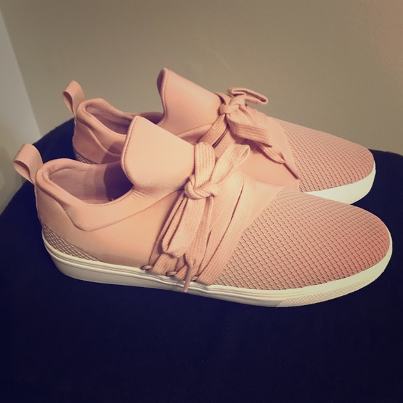 Mossimo Supply Co. | Shoes | New Mossimo Kressi Sock Top Sneakers Blush ...