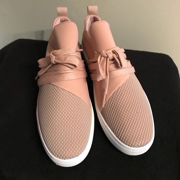 Mossimo Supply Co. | Shoes | New Mossimo Kressi Sock Top Sneakers Blush ...