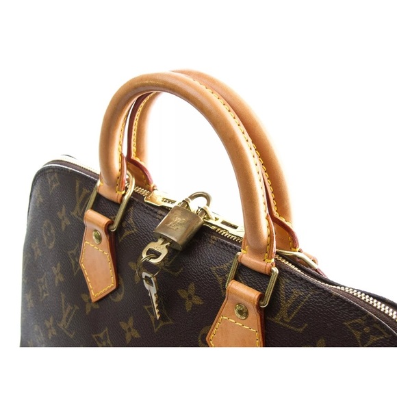 Louis Vuitton | Bags | Authentic Louis Vuitton Signature Monogram ...
