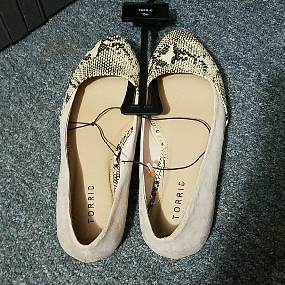 torrid | Shoes | 2 For 25 Cute Faux Suede And Snakeskin Flats | Poshmark