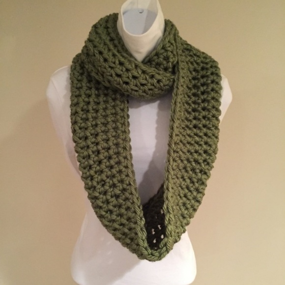 Handmade by Lisa | Accessories | Infinity Scarf Handmade Hunter Green ...