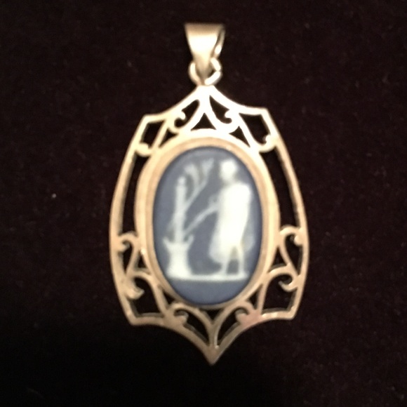 Wedgwood | Jewelry | Vintage Genuine Wedgwood Cameo Pendant | Poshmark