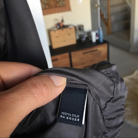 Banana Republic | Tops | Banana Republic 0 Silk Cascade Ruffle Shelltop ...