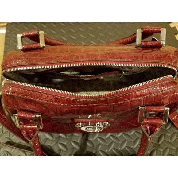 Guess | Bags | Guess Handle Satchel Handbag | Poshmark