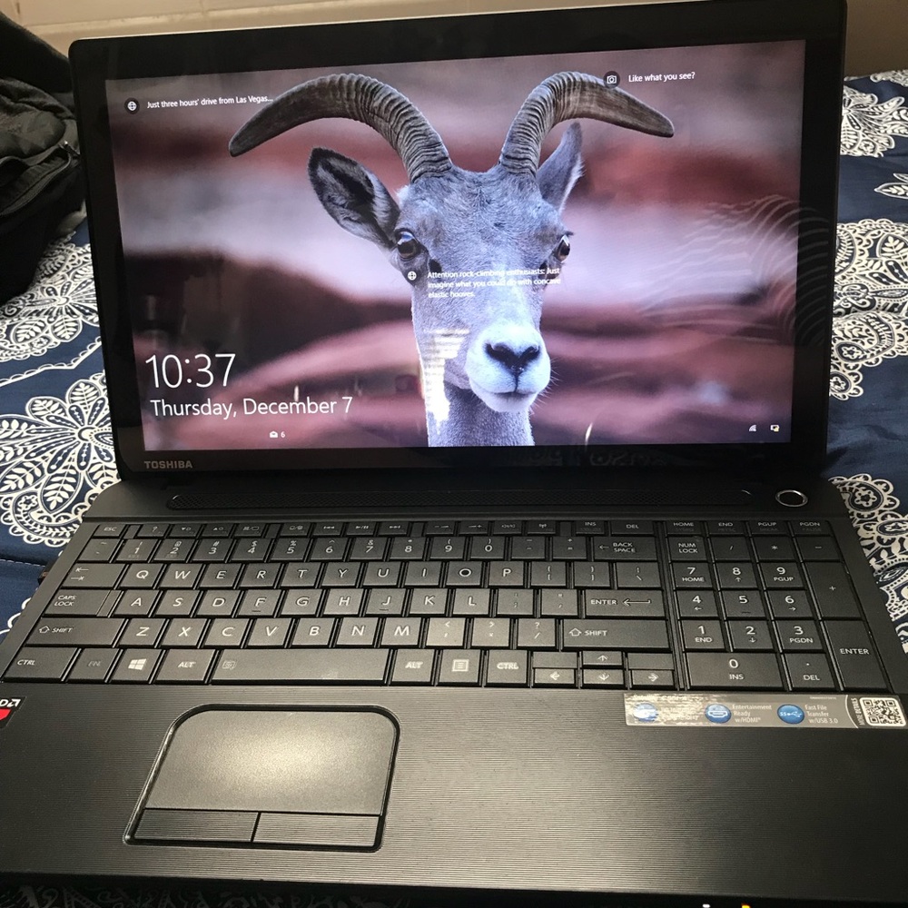 Toshiba Touch Screen Laptop - Gem