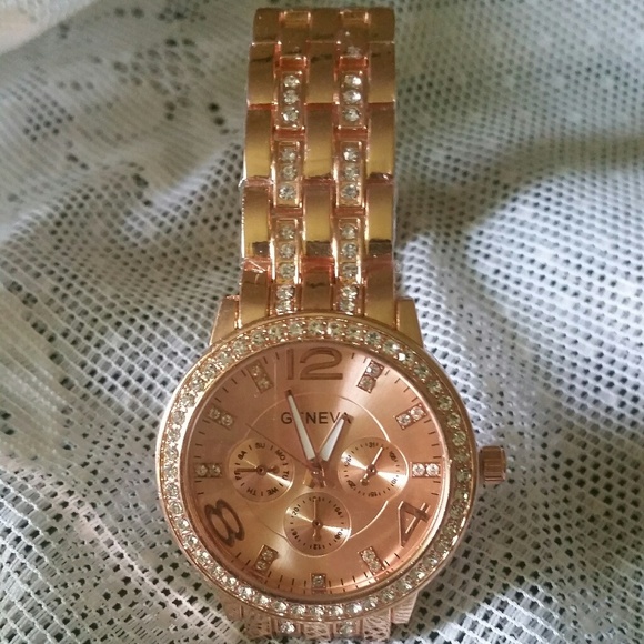 Geneva | Accessories | Geneva Rose Gold Bling Quartz Watch Unisex New ...