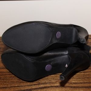 me too | Shoes | Leather Boots | Poshmark