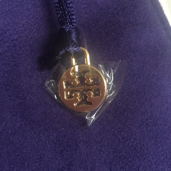 Tory Burch Bags | Tory Burch Velvet Drawstring Gift Bag | Poshmark