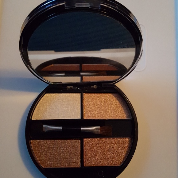 Giovi USA | Makeup | New Giovi Shimmer Eyeshadow And Blush Palette ...