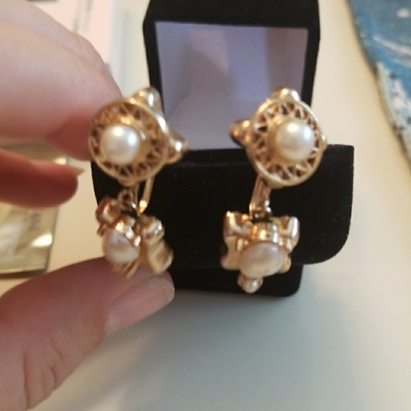 Monet | Jewelry | Vintage Monet Screw On Backs So Gorgeous | Poshmark