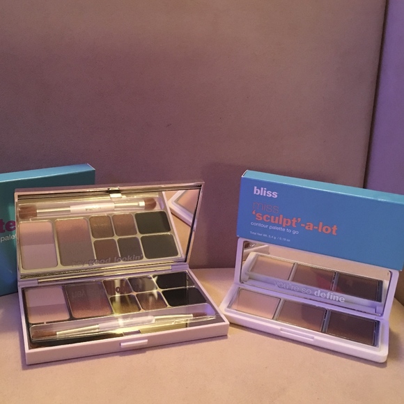 Bliss | Makeup | Nwt Bliss 2 Piece Set Of Contoureyeshadow | Poshmark