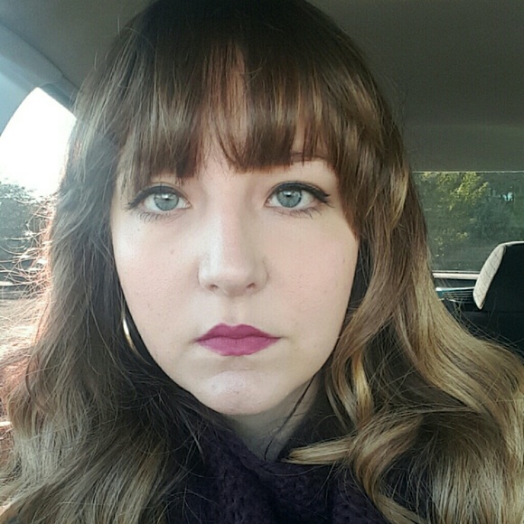 Joslyn's Closet (@joslyn001) | Poshmark