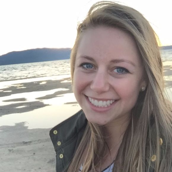 Cassidy's Closet (@sassycassi_98) | Poshmark