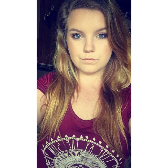 Cheyenne's Closet (@cheyennejpg) | Poshmark