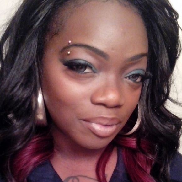 Maranda's Closet (@phasionqueen27) | Poshmark