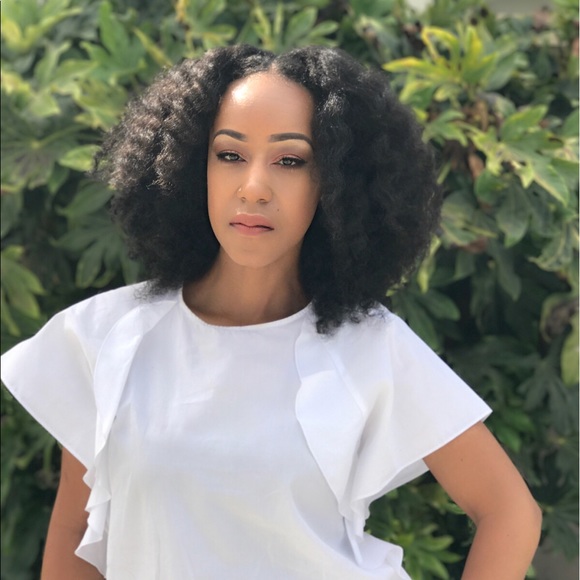 Traycee's Closet (@trayceesimms) | Poshmark