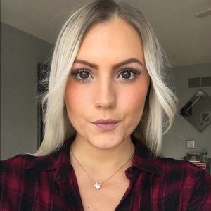 Danielle Verdon's Closet (@dverdz) | Poshmark